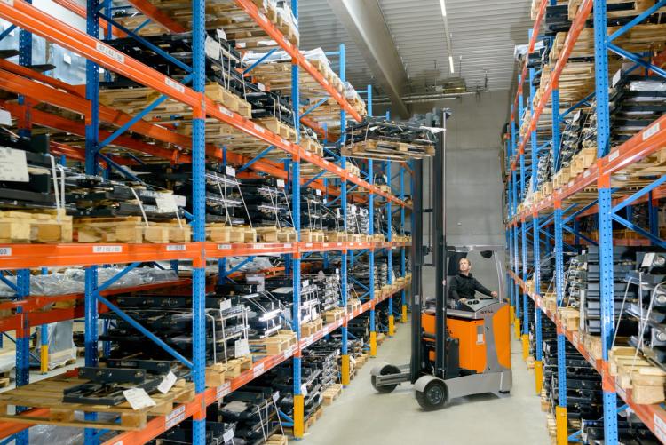 Machines / STILL / Warehouse truck / STILL FM | Hesselberg