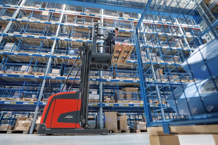 Machines / Linde V08, V10, V-Modular | Hesselberg