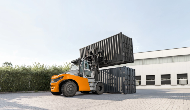 Machines / STILL RCD | Hesselberg