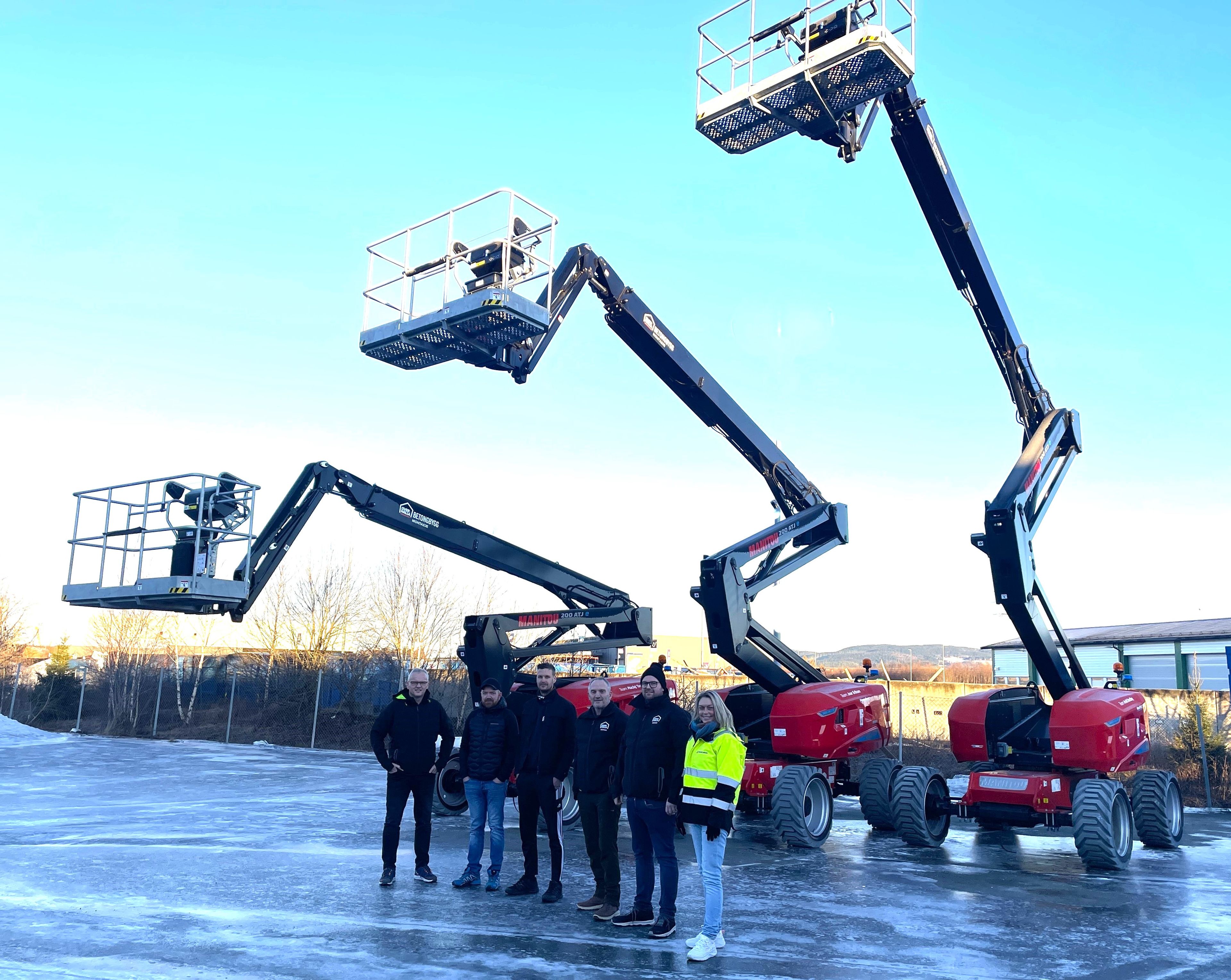 Seks nye Manitou lifter levert til oppdrettsprosjekt og klare for ...