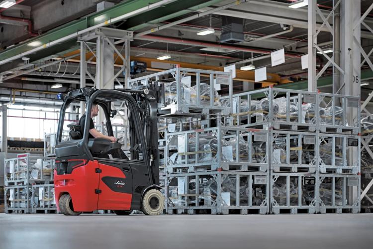 Machines / Linde E14 | Hesselberg