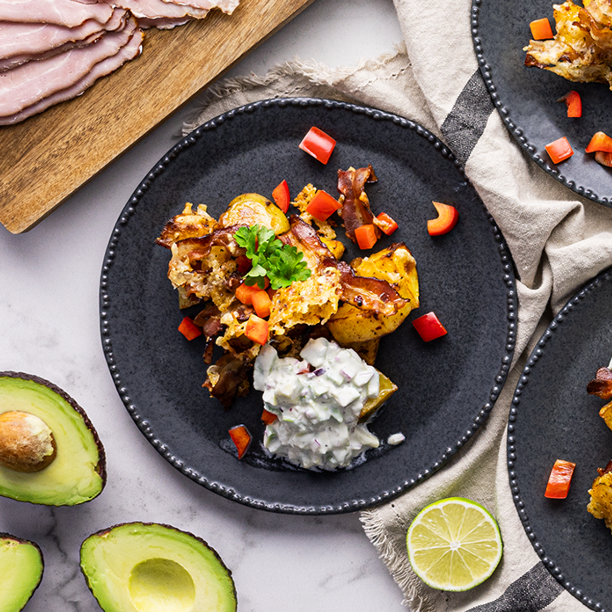 Ahjuroog röstitud peekoni, ubade ja hapukoorega | Yummy