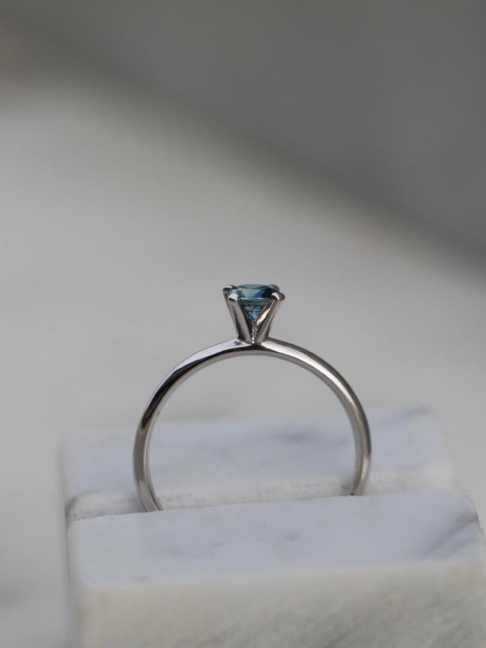 Pros & Cons of High Set vs. Low Set Rings | Nangi Fine Jewelry