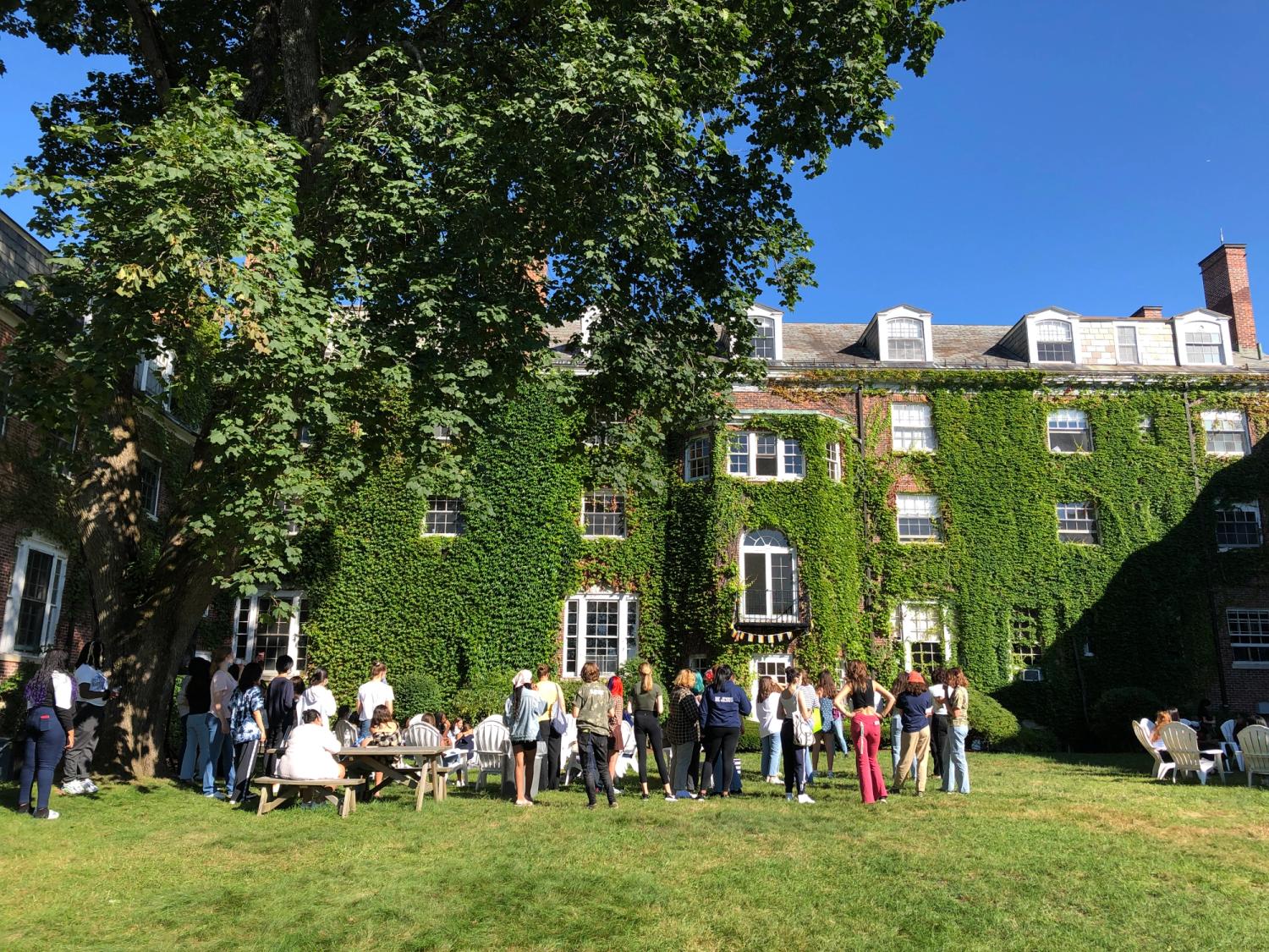 Home | Miss Hall’s School