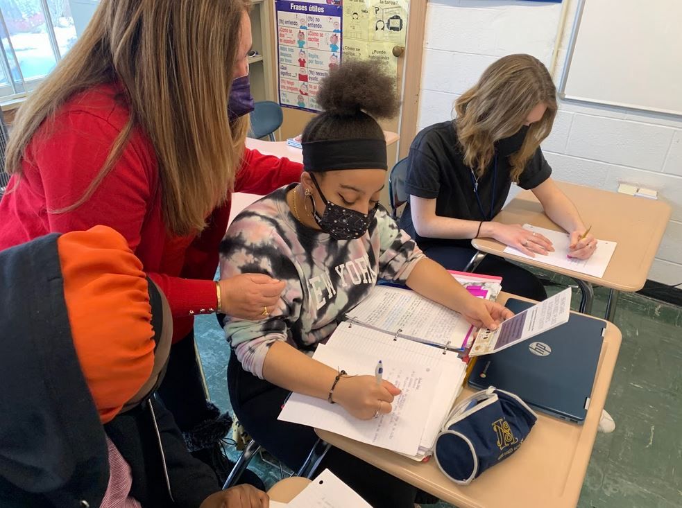 Passion Project — Contribuyendo al bien común | Miss Hall’s School