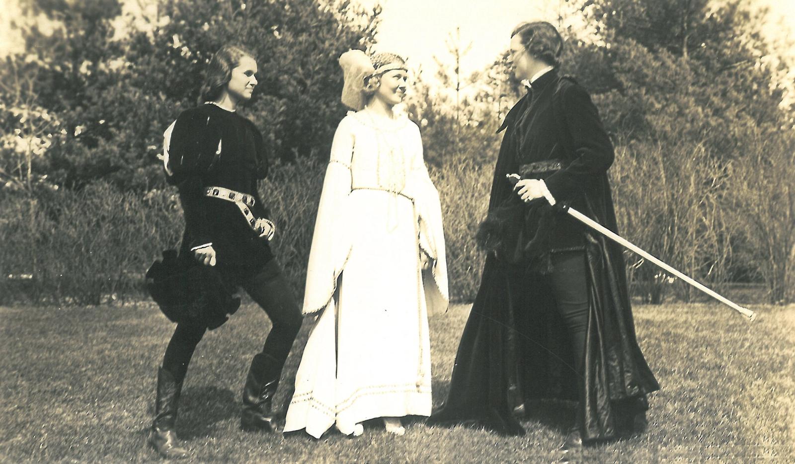 Remembering Jean Erdman ’34 | Miss Hall’s School