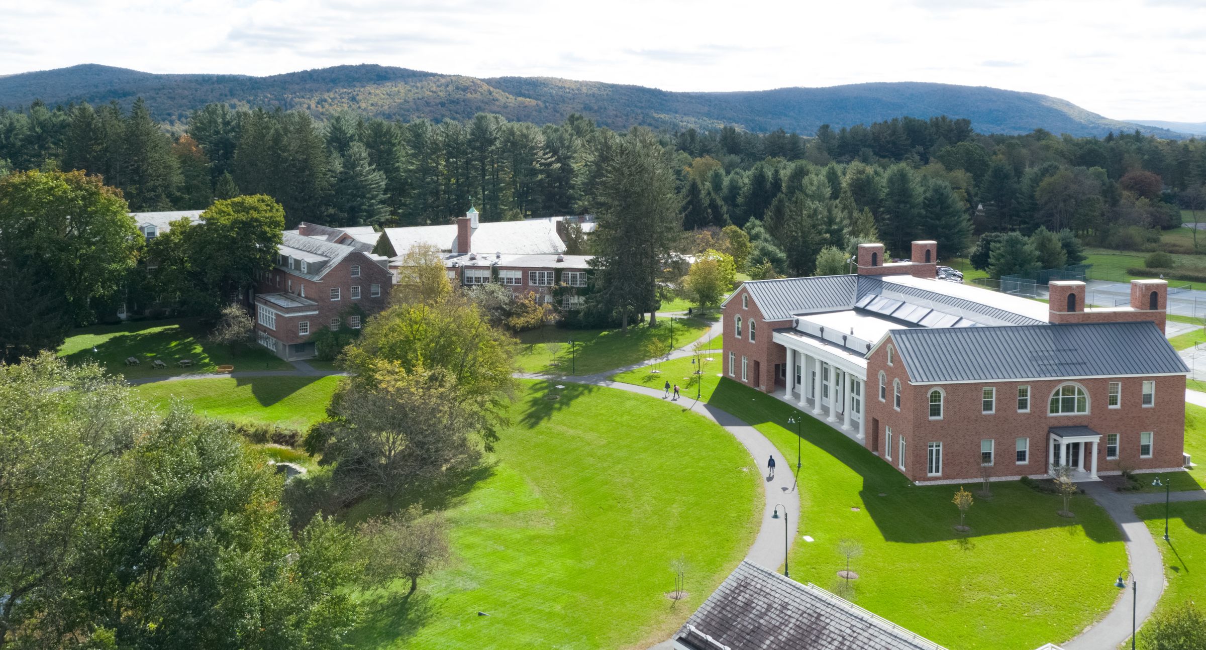 Summer Opportunities | Miss Hall’s School