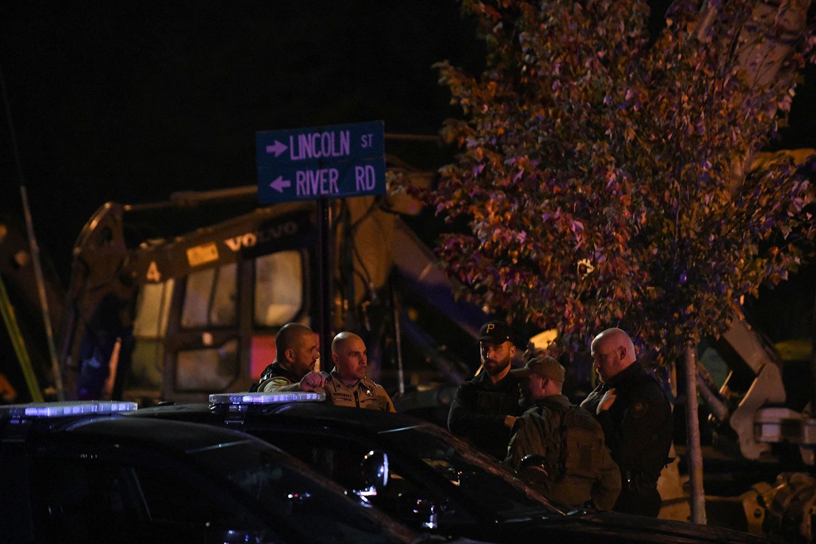 Police Surround Shooting Suspect's Home in Intensive Manhunt Effort ...