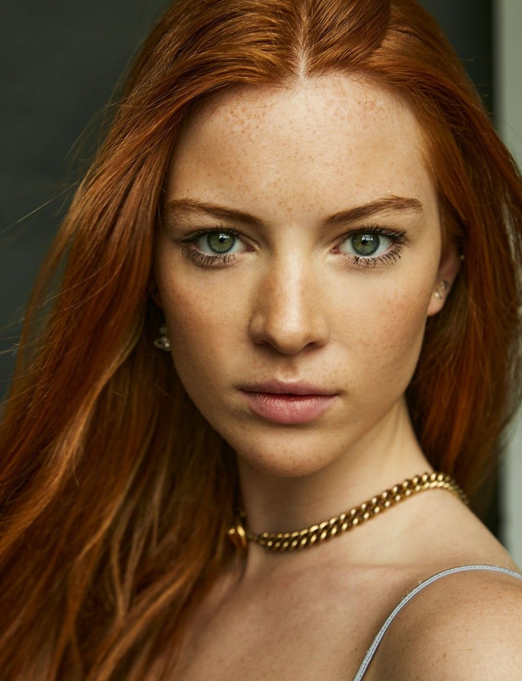 Anna Young | Mainboard | Colours