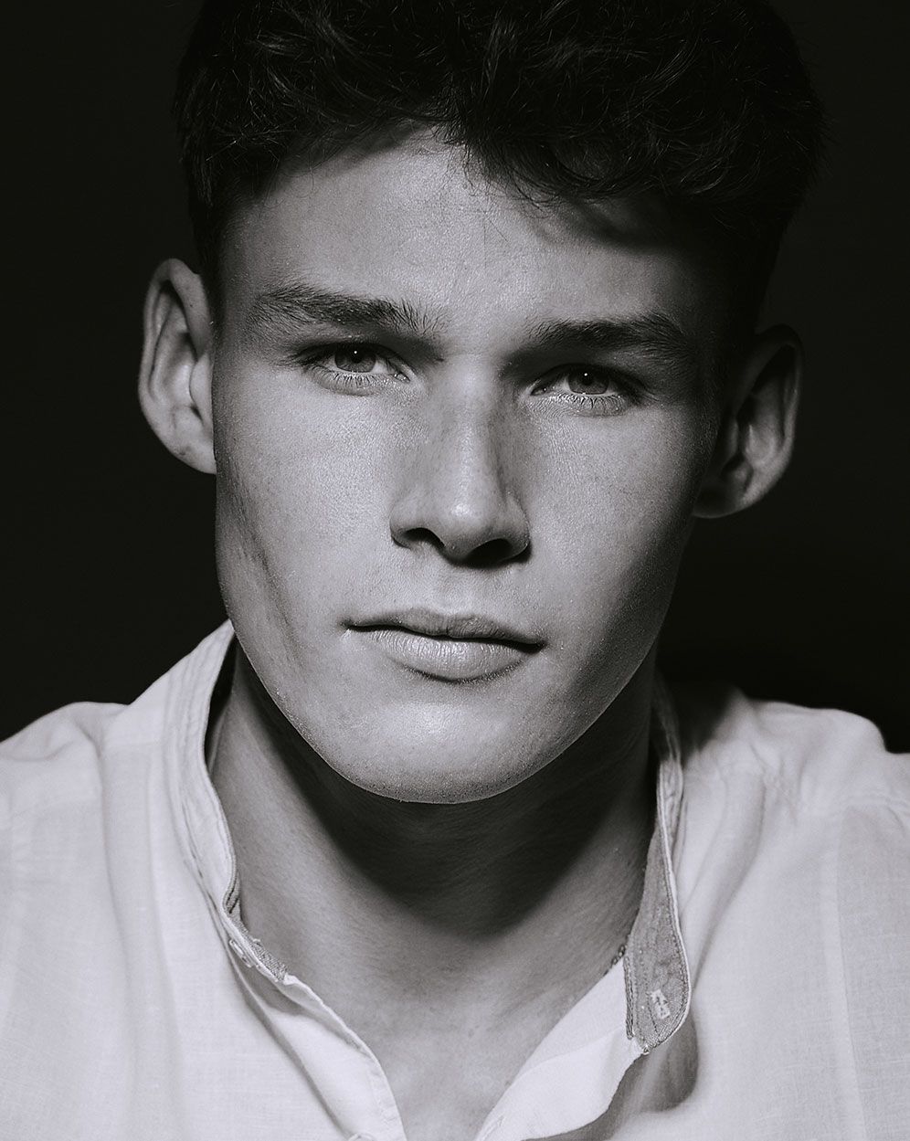 Zander Westland | Mainboard | Colours