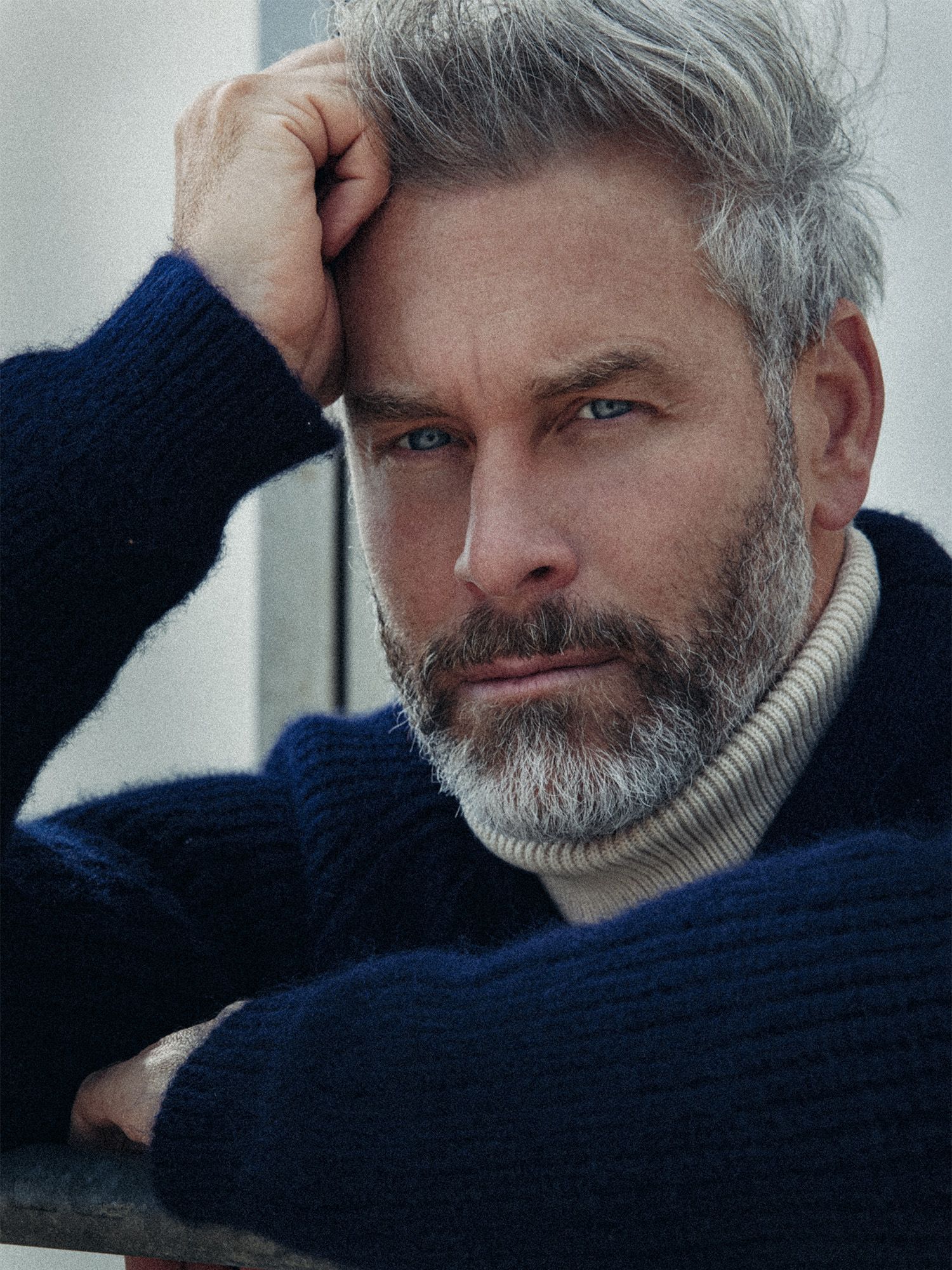 Alex Beer | Mainboard | Colours