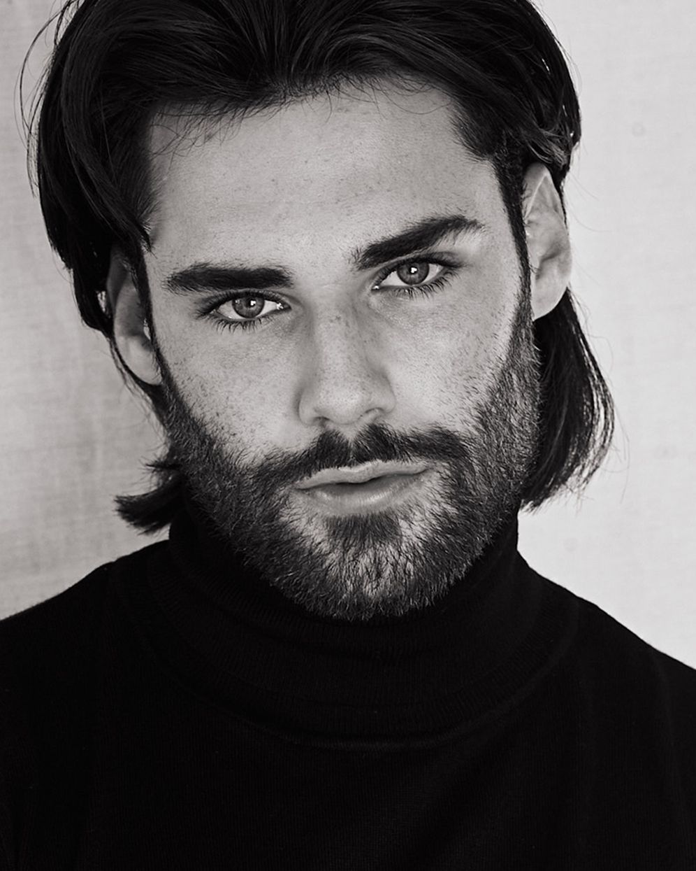 Struan Sinclair | Mainboard | Colours