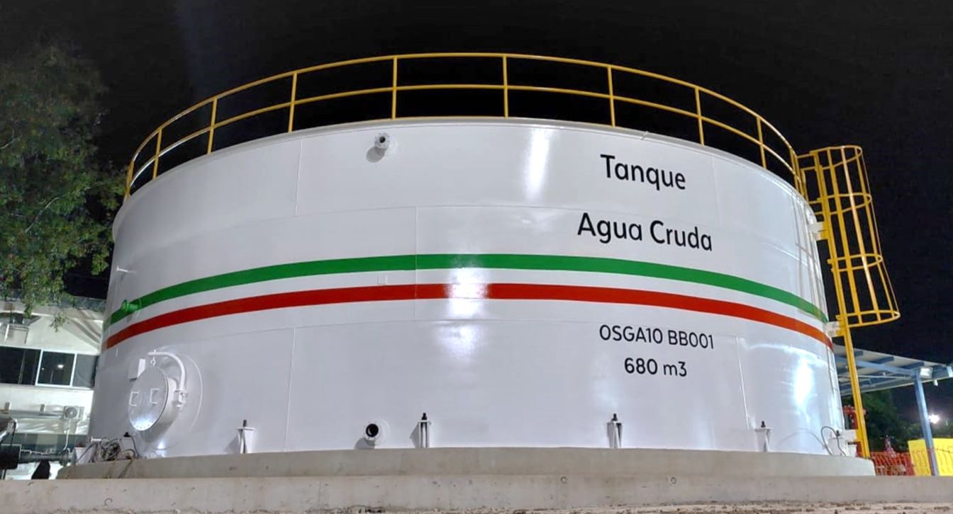Construcción de tanque de agua cruda en la CCC en México.