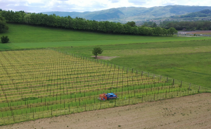 An agricultural robot Slopehelper challenges steep vineyards and ...