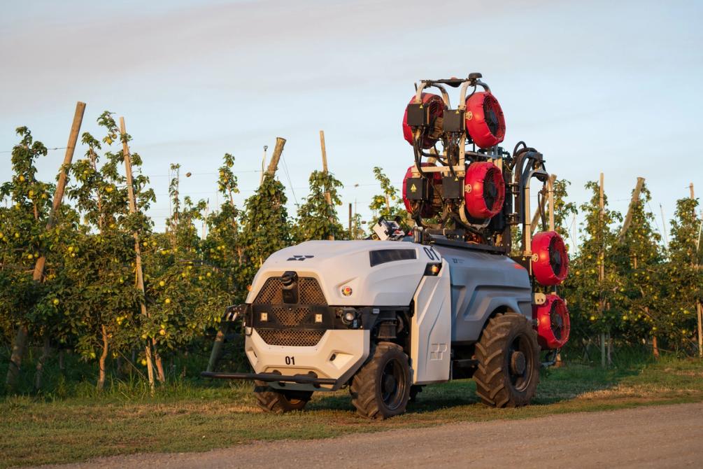 GUSS, Herbicide GUSS and mini GUSS - Autonomous Sprayers | GOFAR