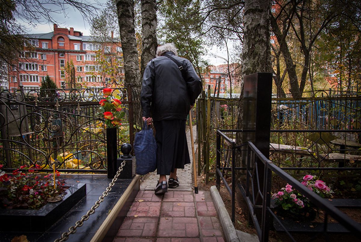 Women of the Gulag: Russian Lives Shattered and Disfigured by Stalinist ...