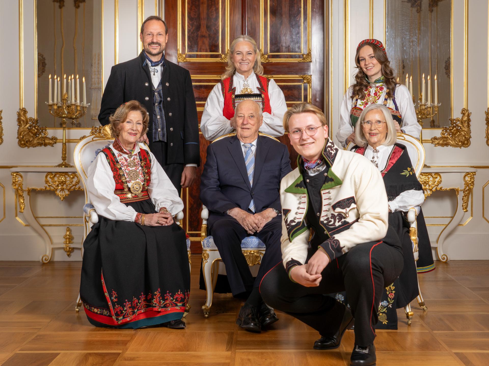 The biography of Prince Sverre Magnus