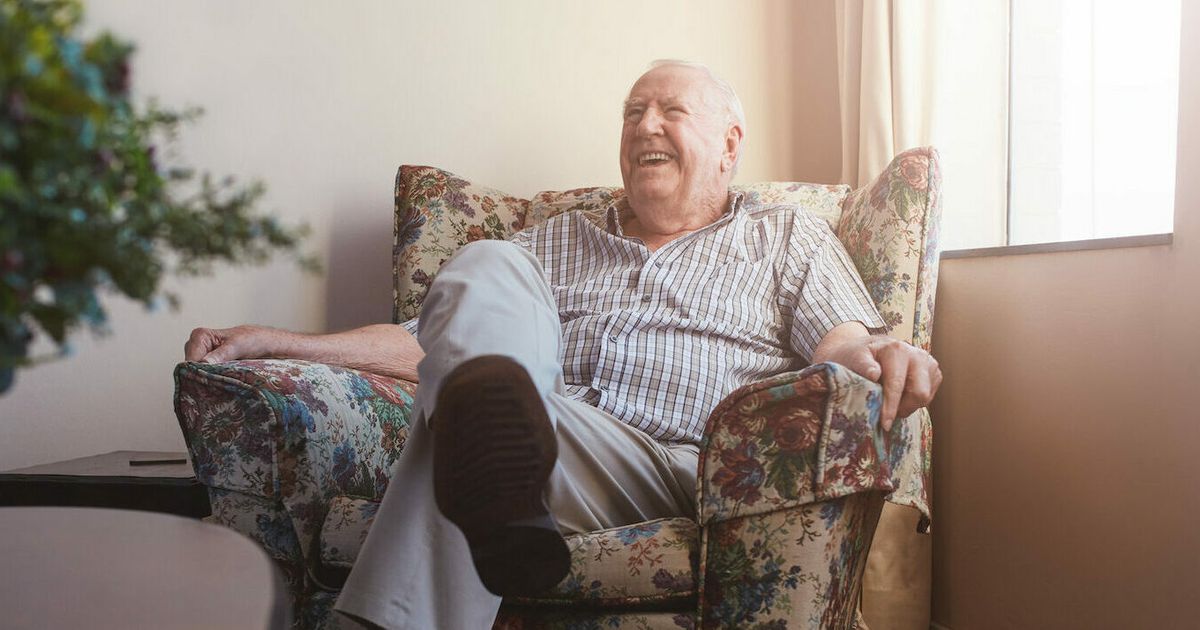 Middle stage Alzheimer's | living with and caring for symptoms | Elder