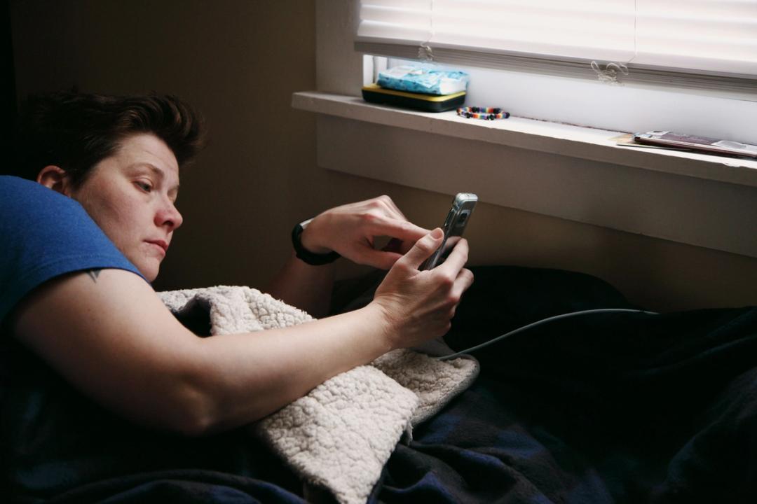 Sleep and Screen Time - How Does Screen Time Affect Sleep?