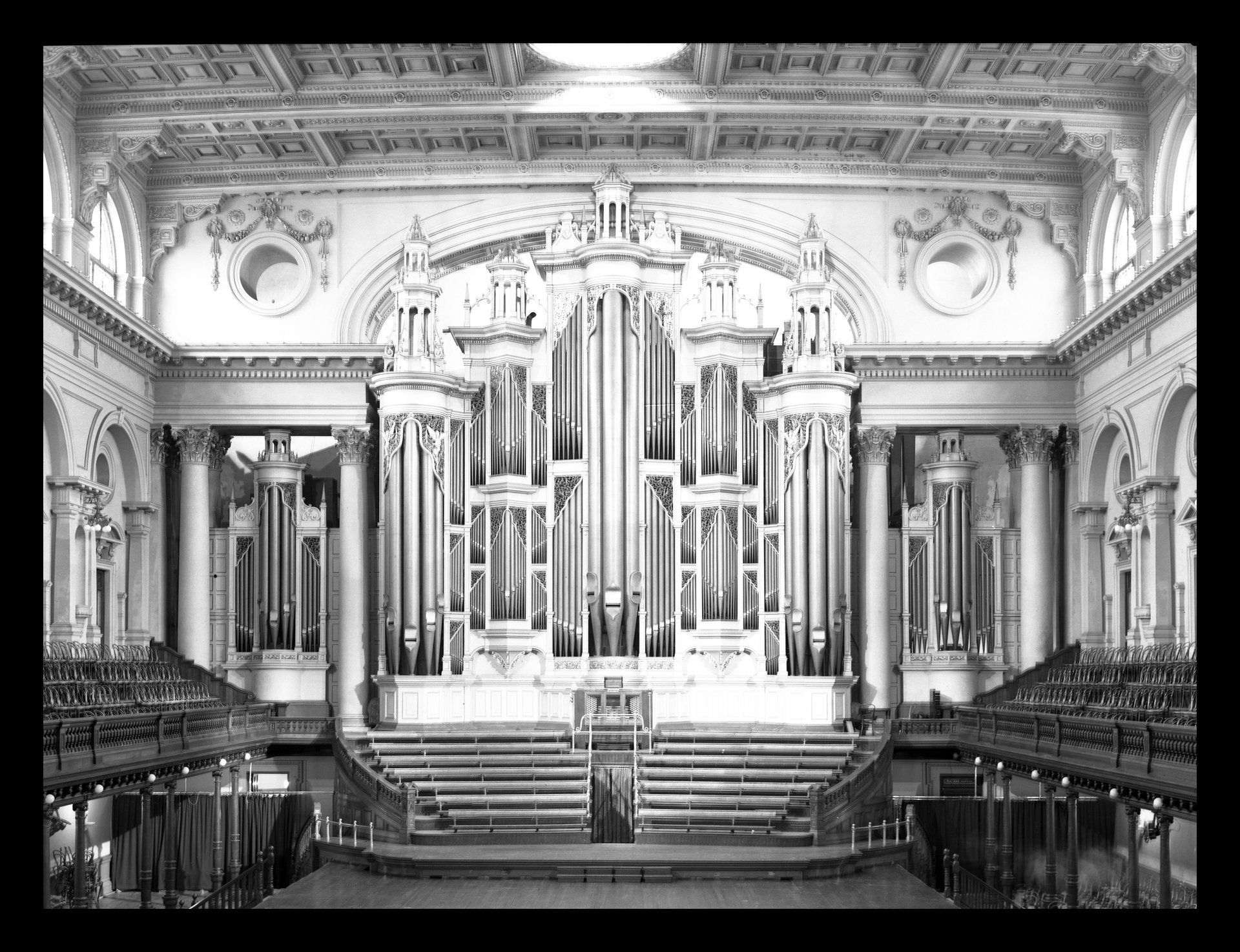 9 Aug 1890 - first Grand Organ recital at Town Hall
