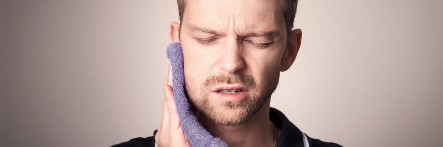 Een abces in de mond: oorzaken, symptomen en behandeling - Medicijnen.nl