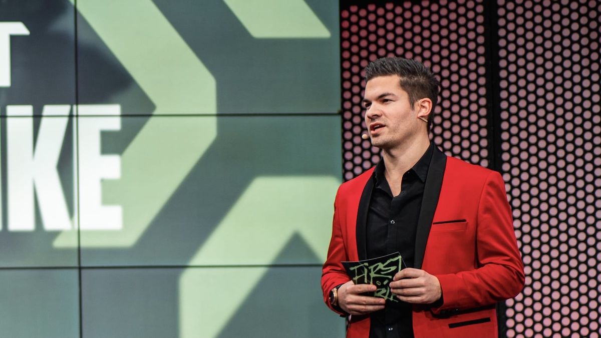 Average Jonas explains value of co-streams for VALORANT | Nerd Street ...