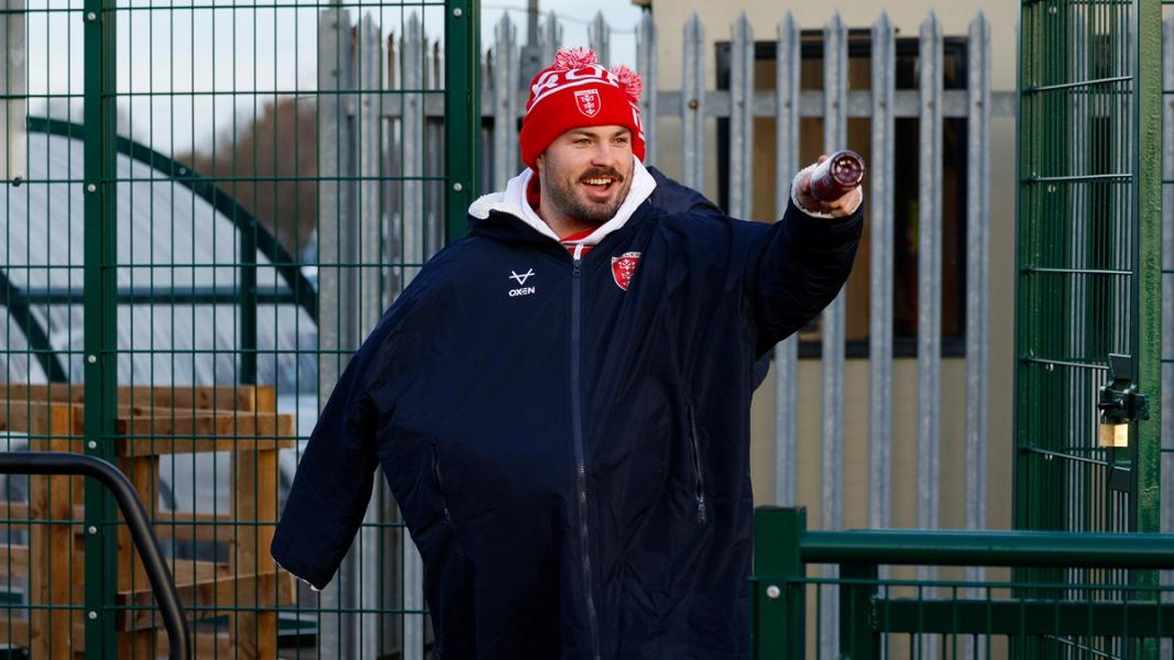 Sam Luckley undergoes wrist surgery ahead of 2025 Betfred Super League ...