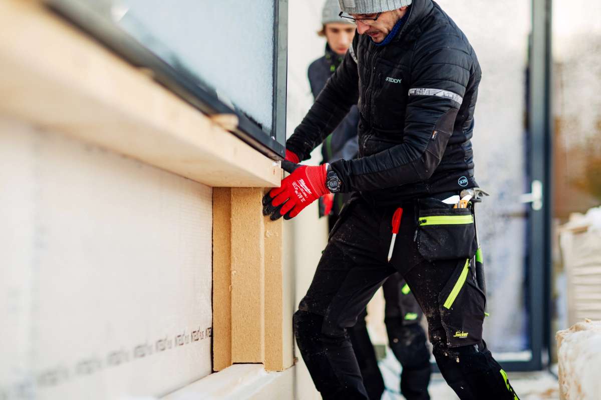 Etterisolering innvendig og utvendig. Pris, regler og tips | Steddy