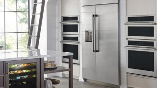 Sub-Zero Refrigerators | Premium Built-In & Integrated Models | AJ Madison