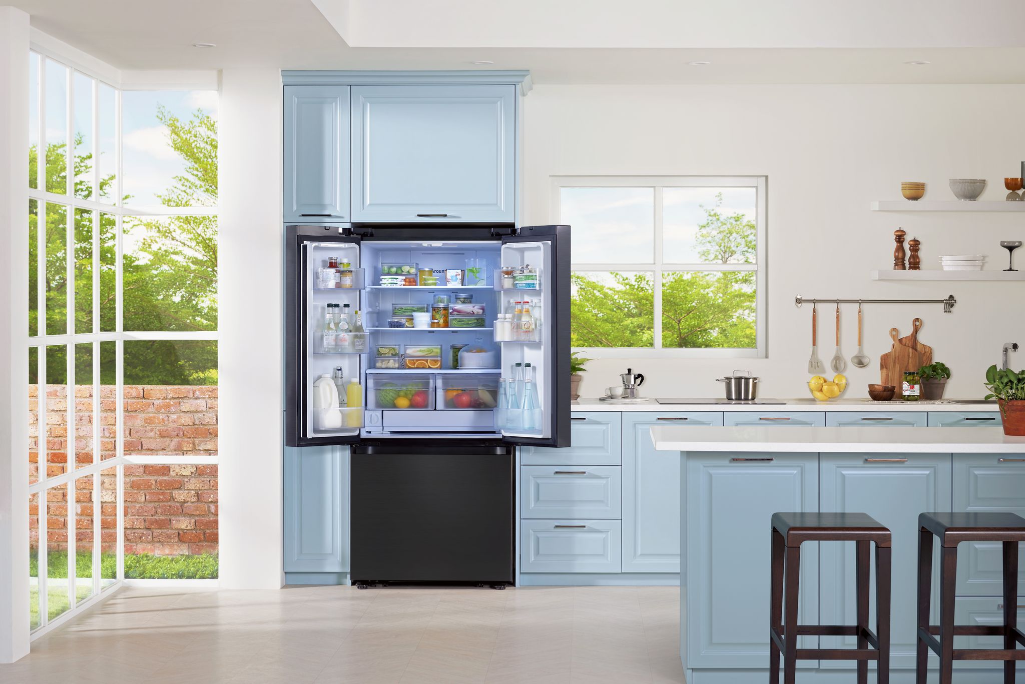 Common Refrigerator Problems and How to Fix Them | AJ Madison