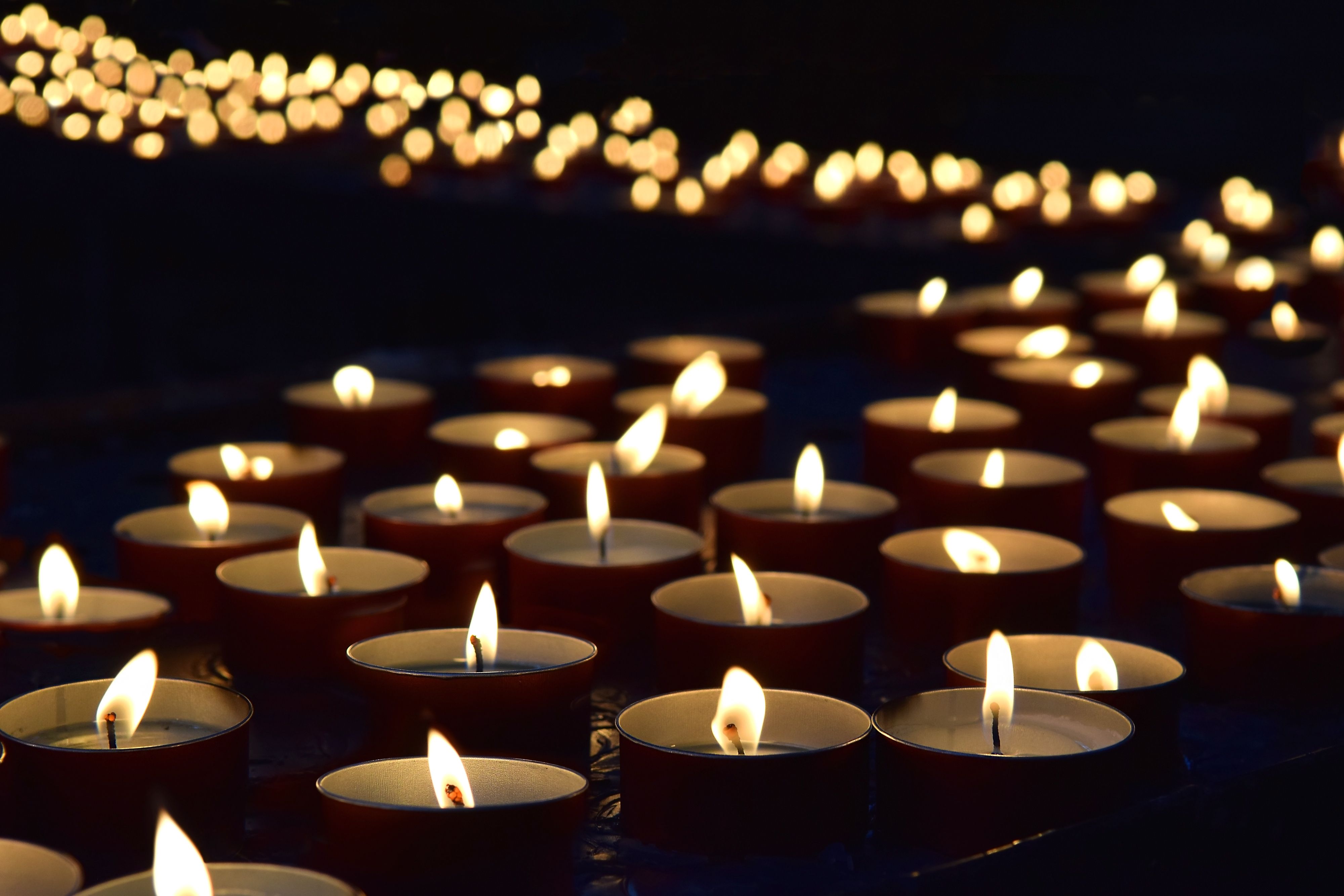 13 Religious Perspectives On Mourning And Memorial Events | Everplans
