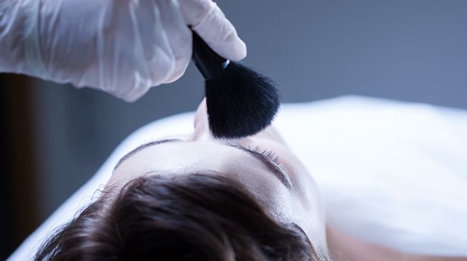 How A Funeral Home Cosmetically Prepares A Body | Everplans