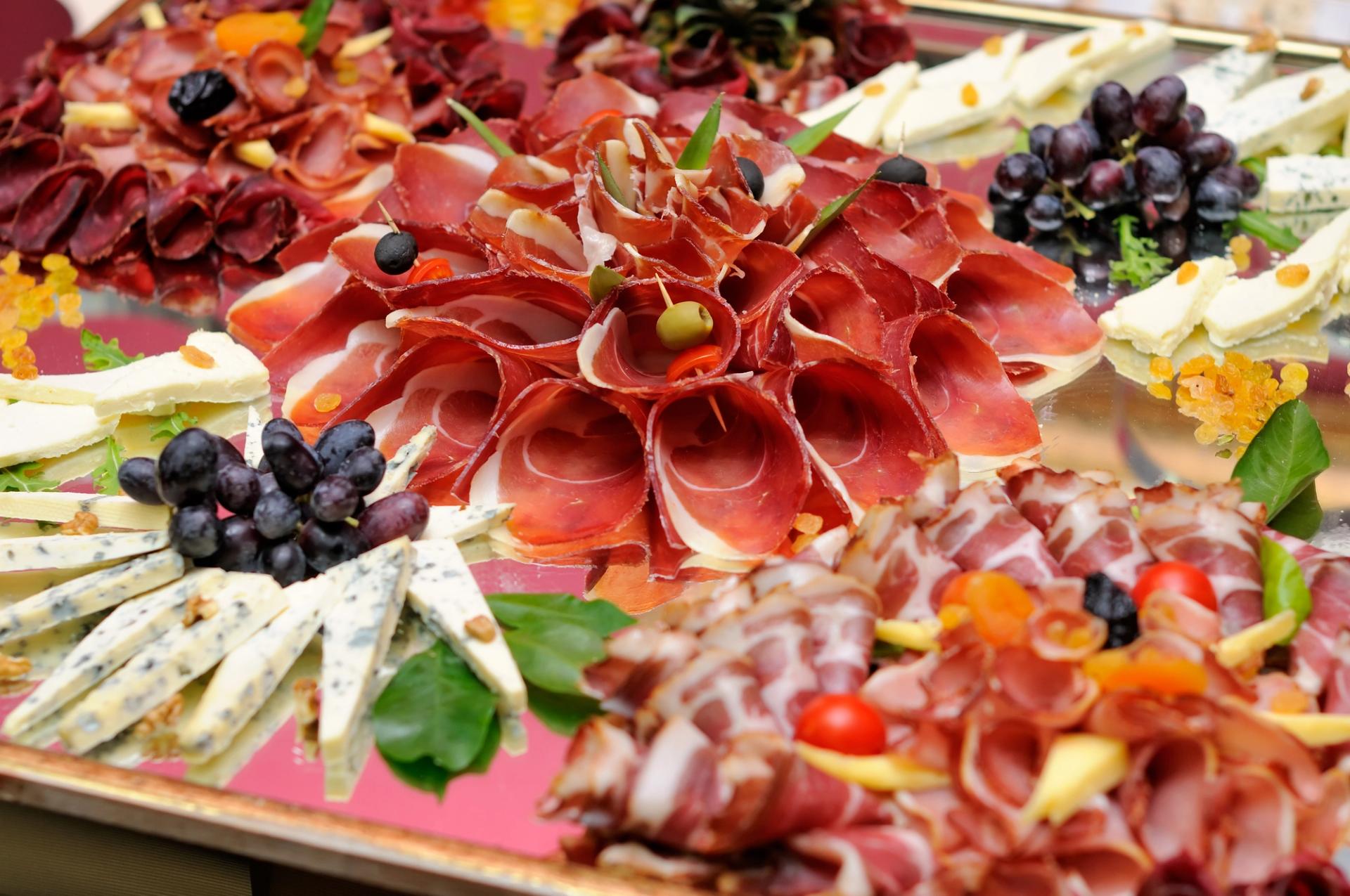 What To Expect At A Post-Funeral Reception | Everplans